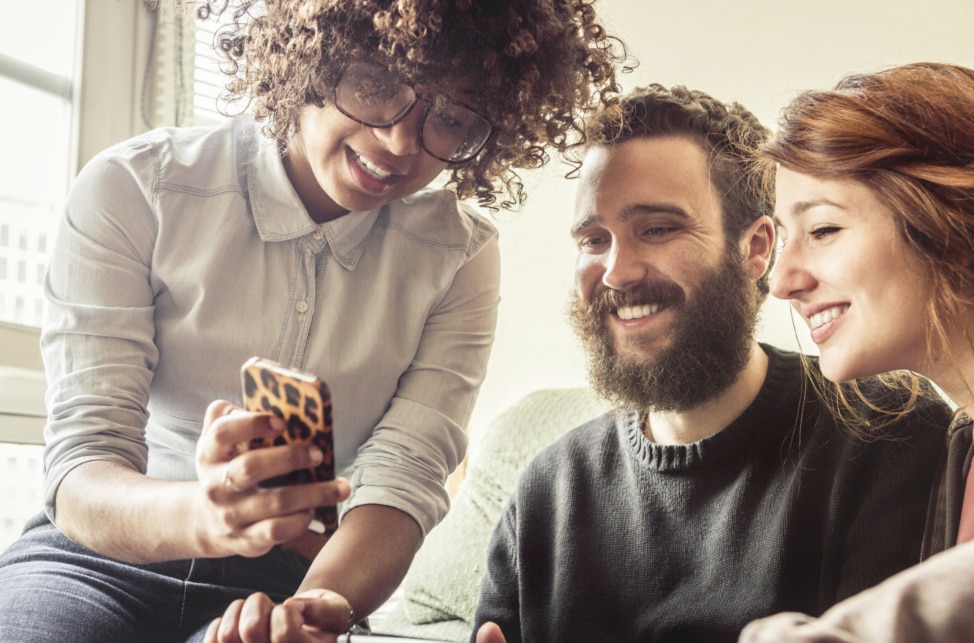 ¿Quiénes son los millennials y por qué son una generación única?