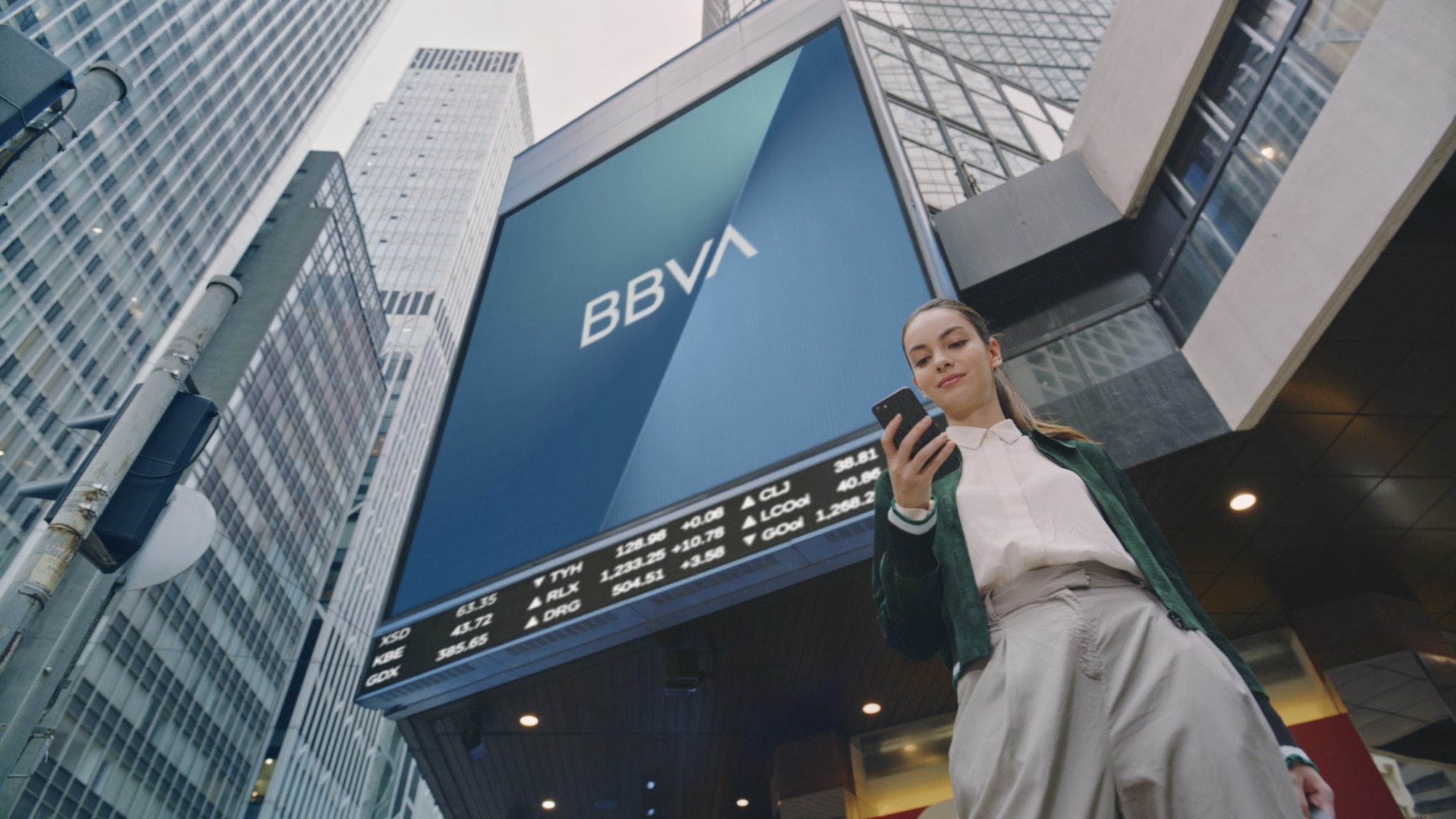 BBVA begins new brand implementation in U.S. | BBVA