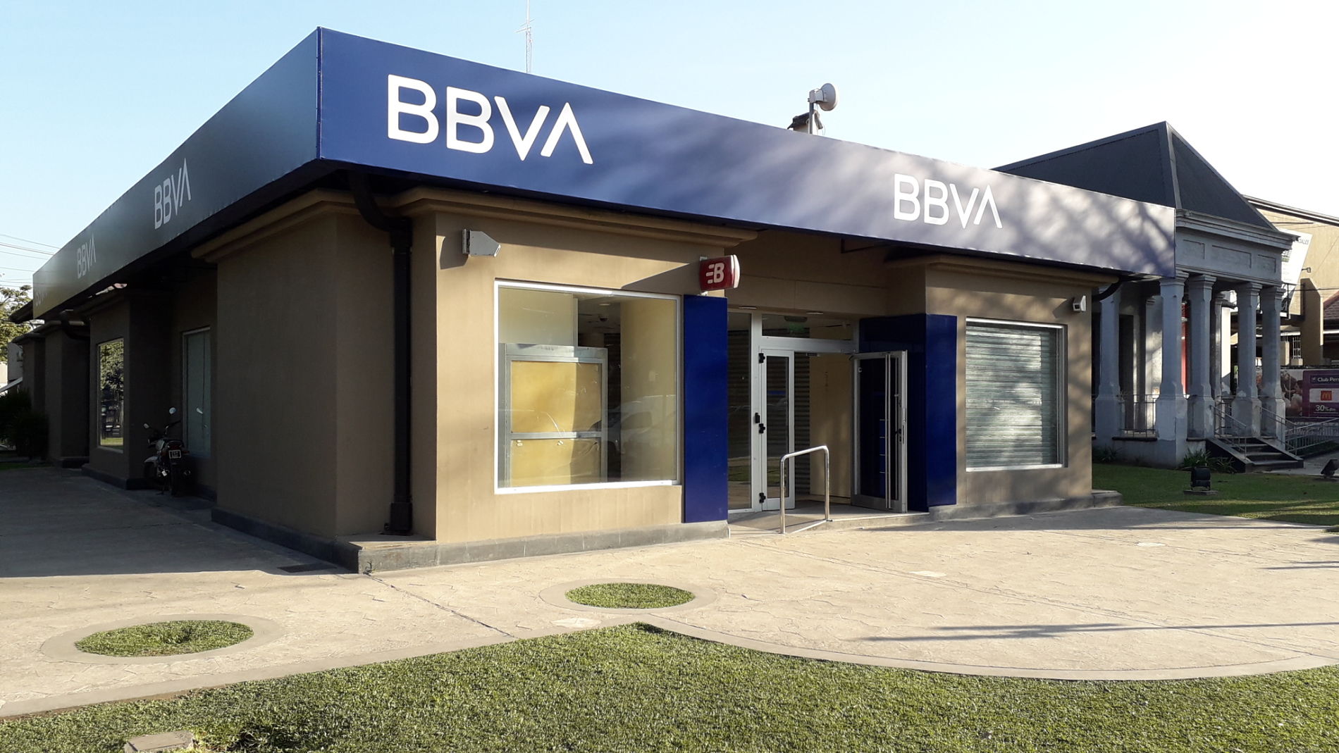 BBVA abona el Ingreso Familiar de Emergencia a beneficiarios en Argentina