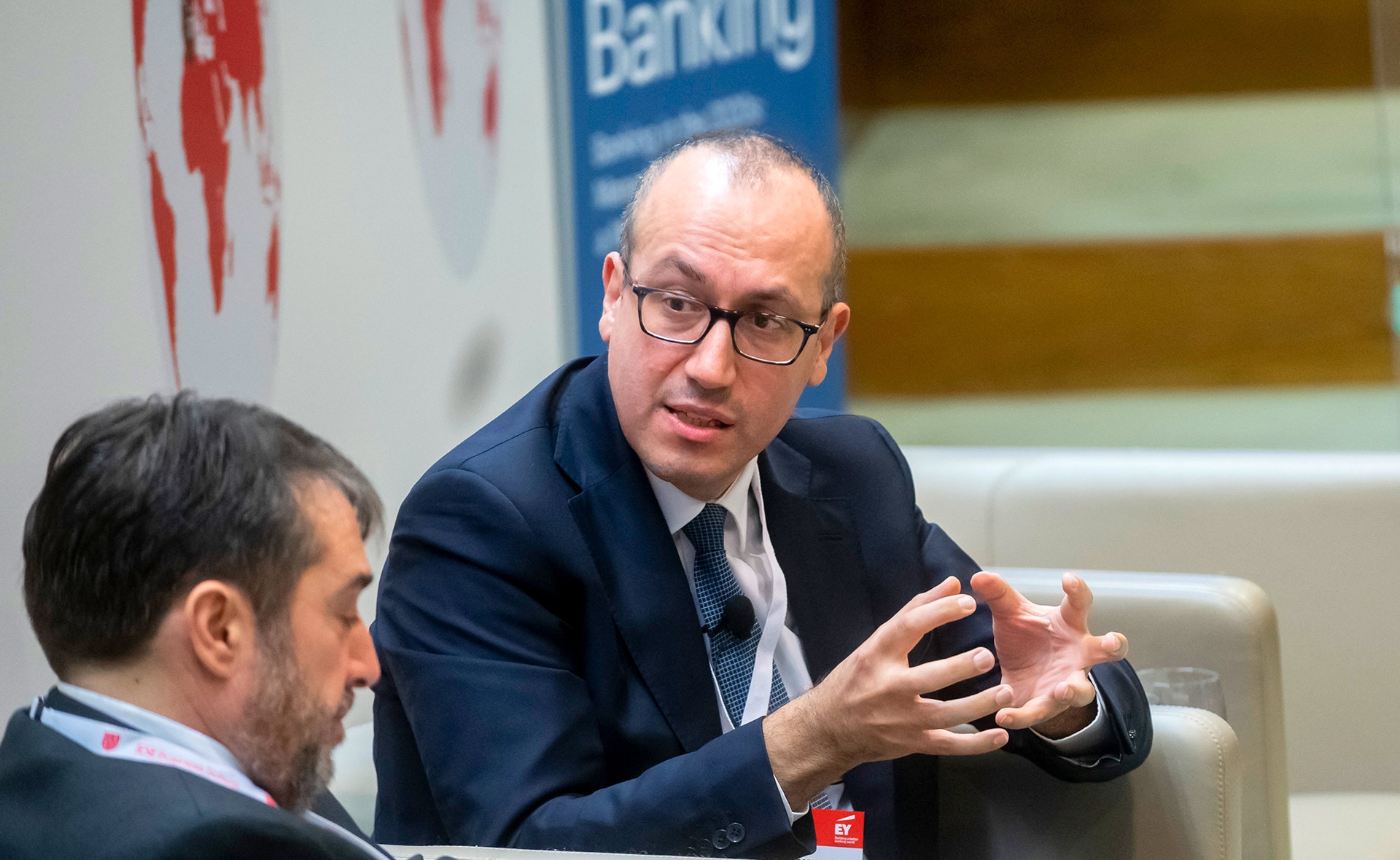 Onur Genç (BBVA): “Los bancos juegan un papel importante ante el ...
